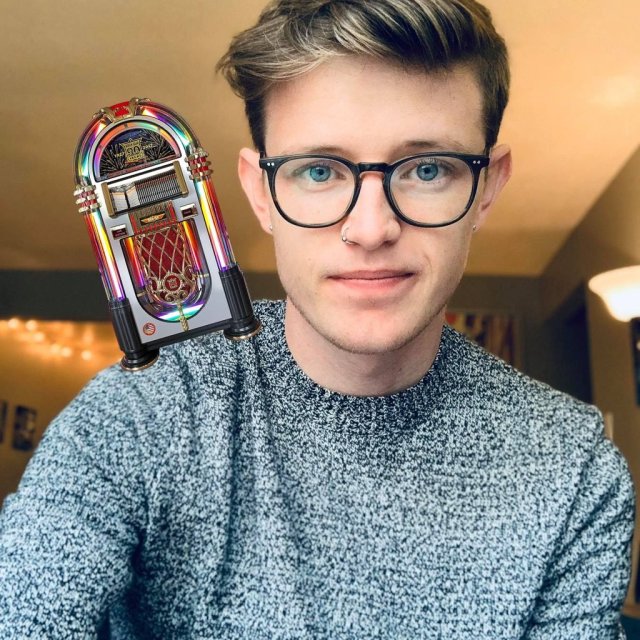 You’ve heard of Elf on the Shelf, now get ready for … Edmonton’s Meme ...