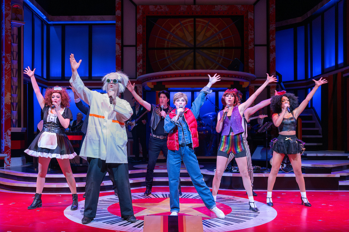 Big, fun, the craziest show in town: the Mayfield celebrates the big 5 ...